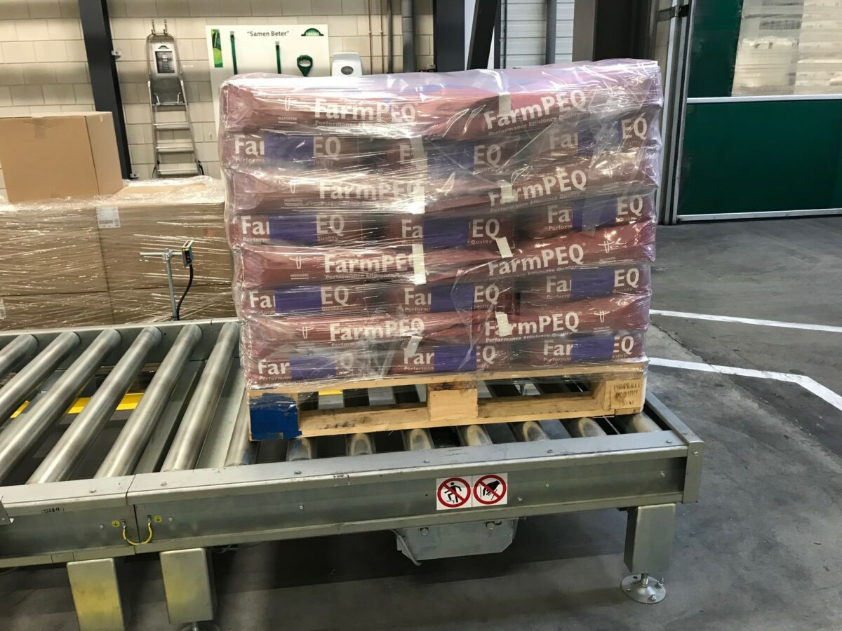 Hoe pallets verpakken: hoeseren of wikkelen? – Ausloos legt uit - Ausloos