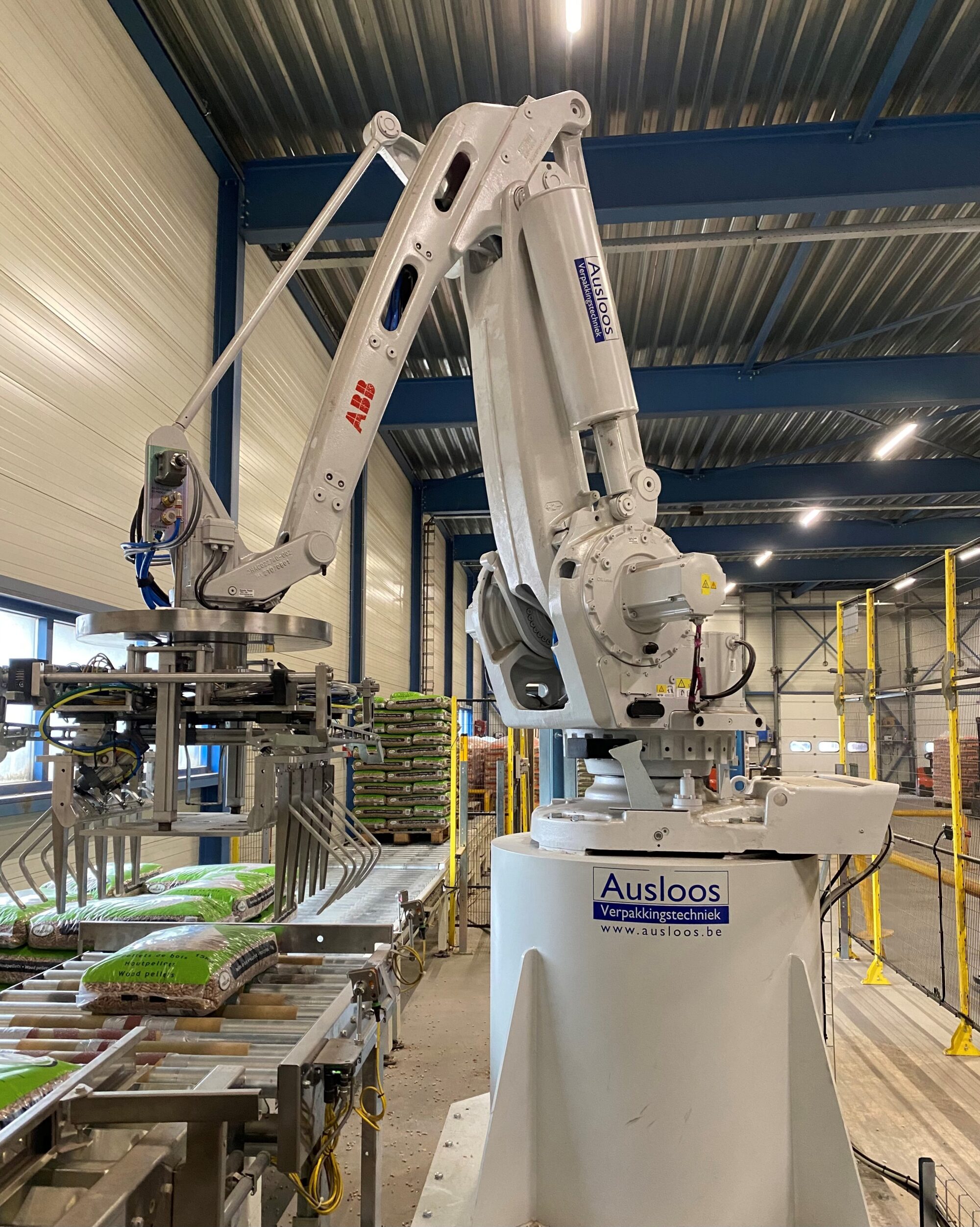 Robot palletiser IRB660 van Europack/ABB – Uitgelicht - Ausloos